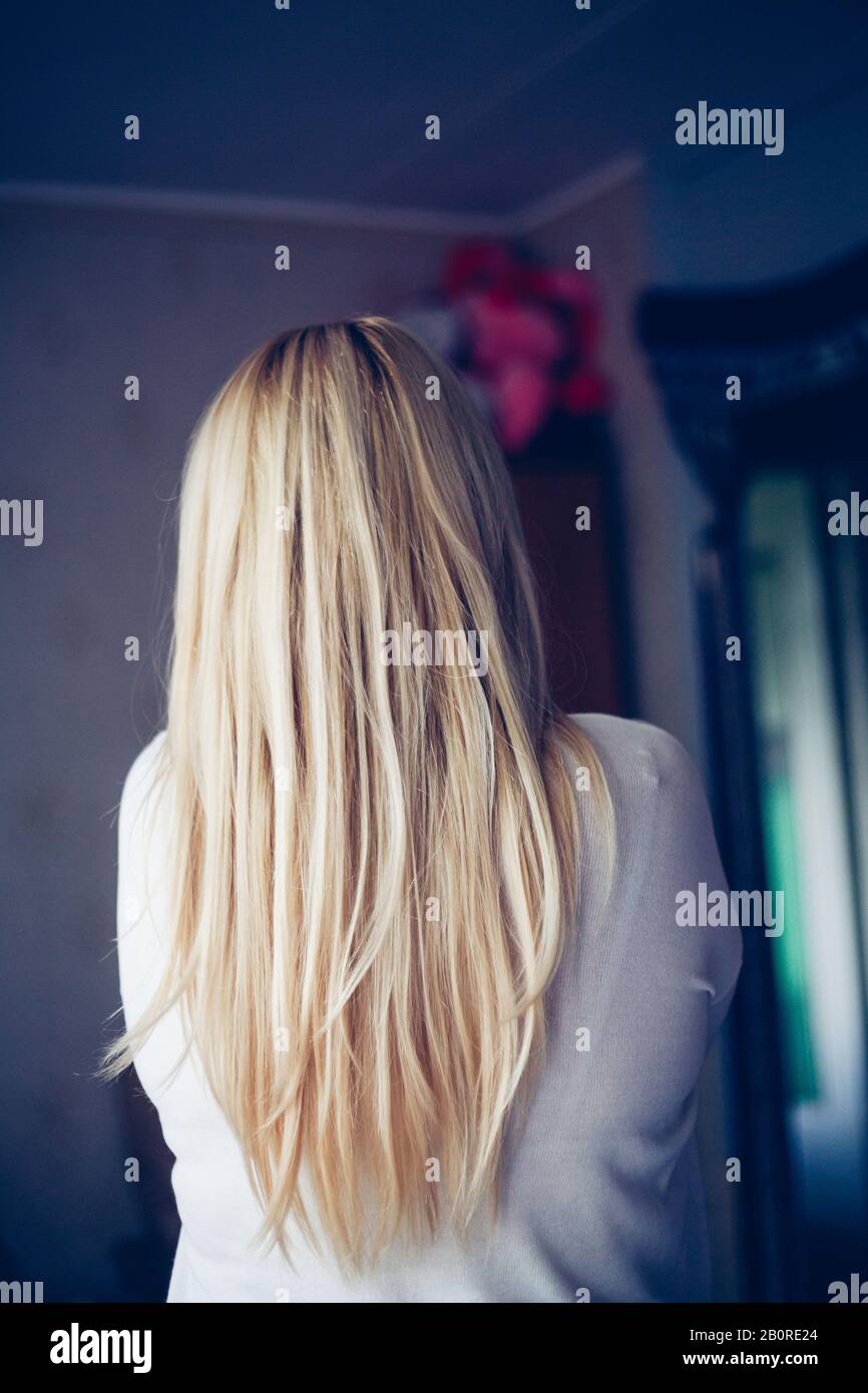 long blond hair back view Stock Photo - Alamy