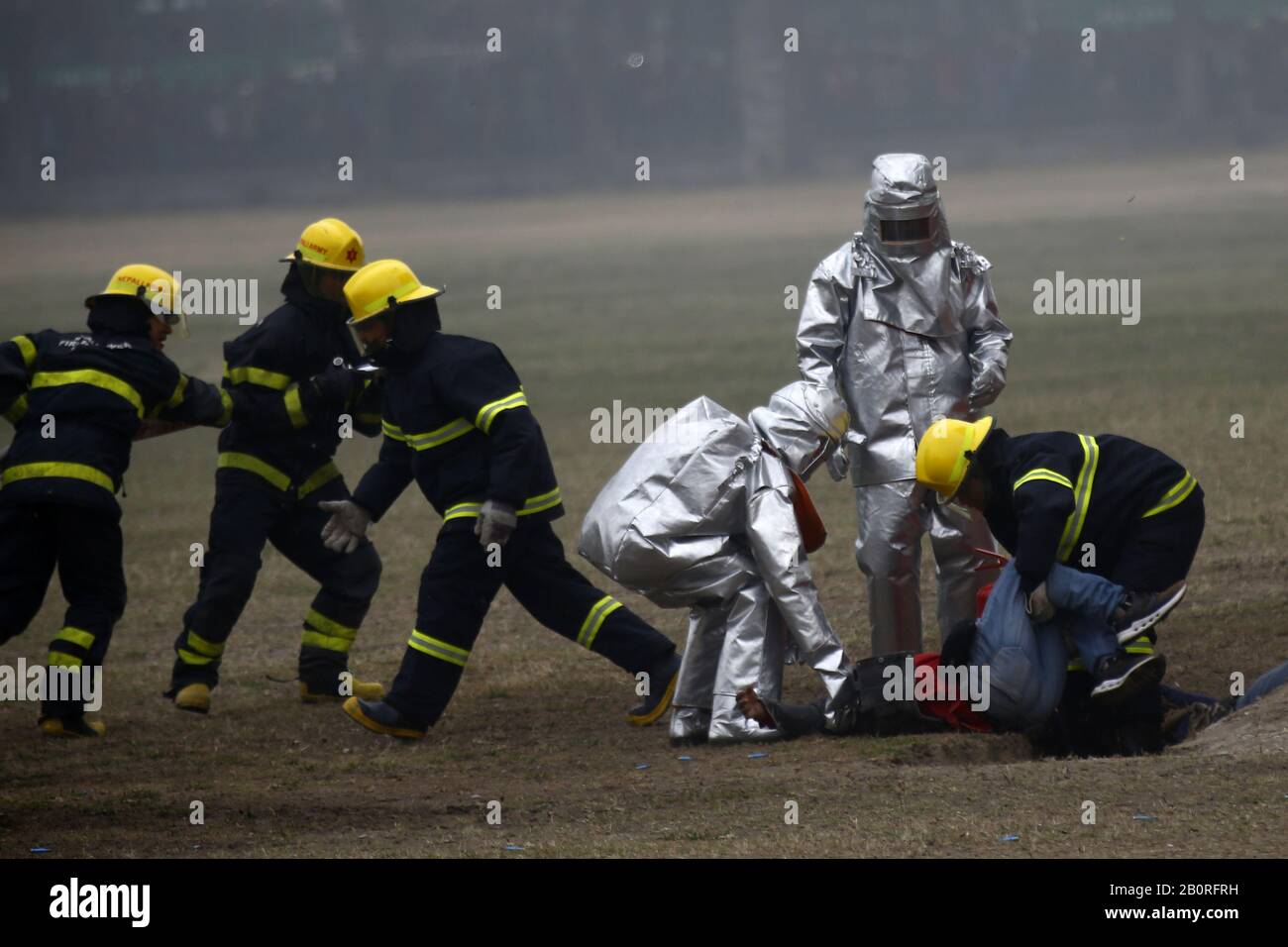 Army firefighters hi-res stock photography and images - Alamy