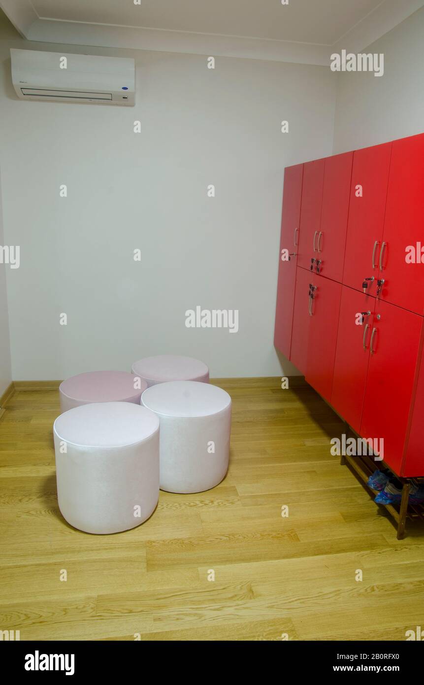 Empty Changing Rooms Stock Photo - Alamy