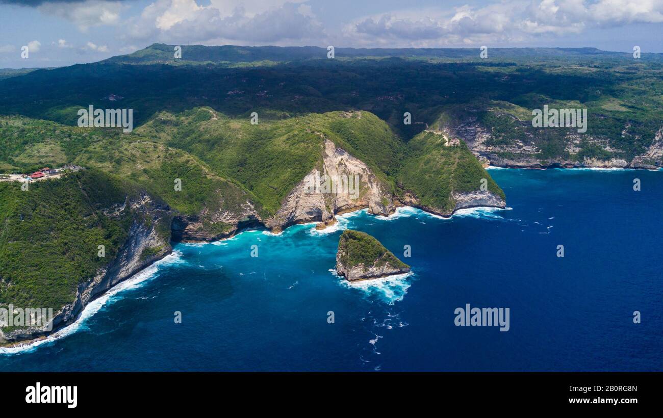 Top view of Karang Dawa bay, Kelingking beach. Nusa Penida Island ...
