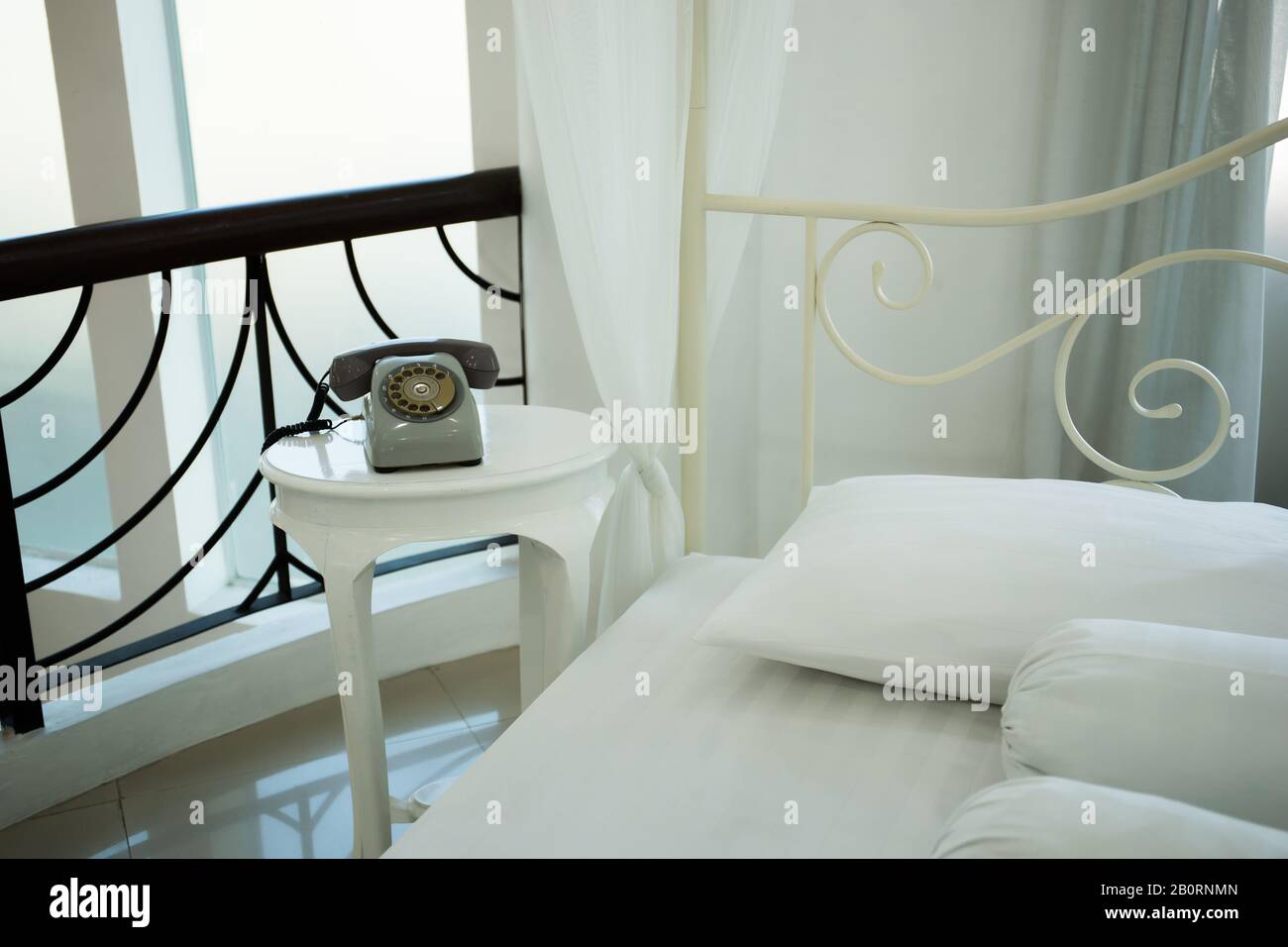 Old telephone hotel bedroom hi-res stock photography and images - Alamy