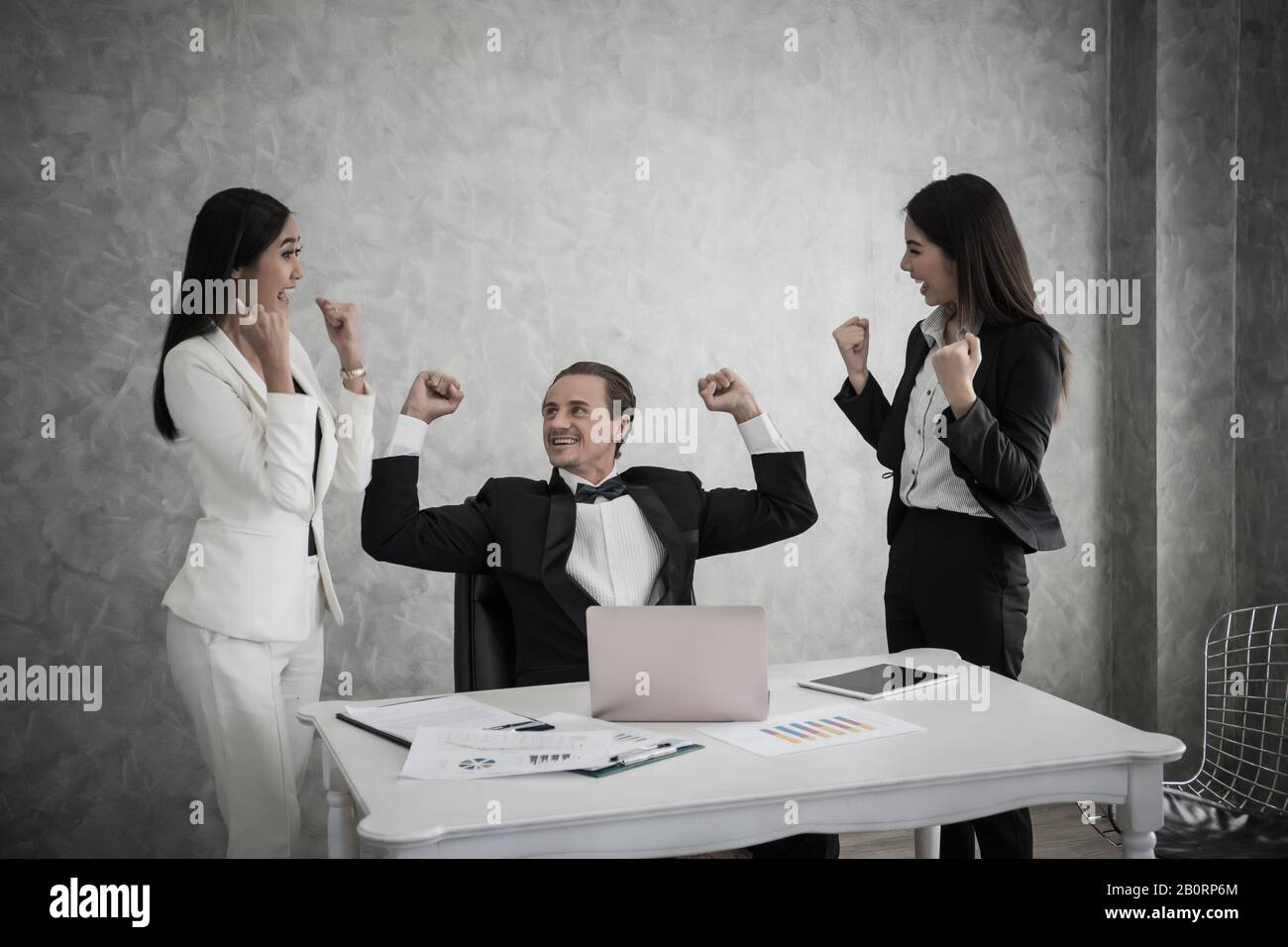 Happy business team enjoy success deal business.Teamwork leadership ...