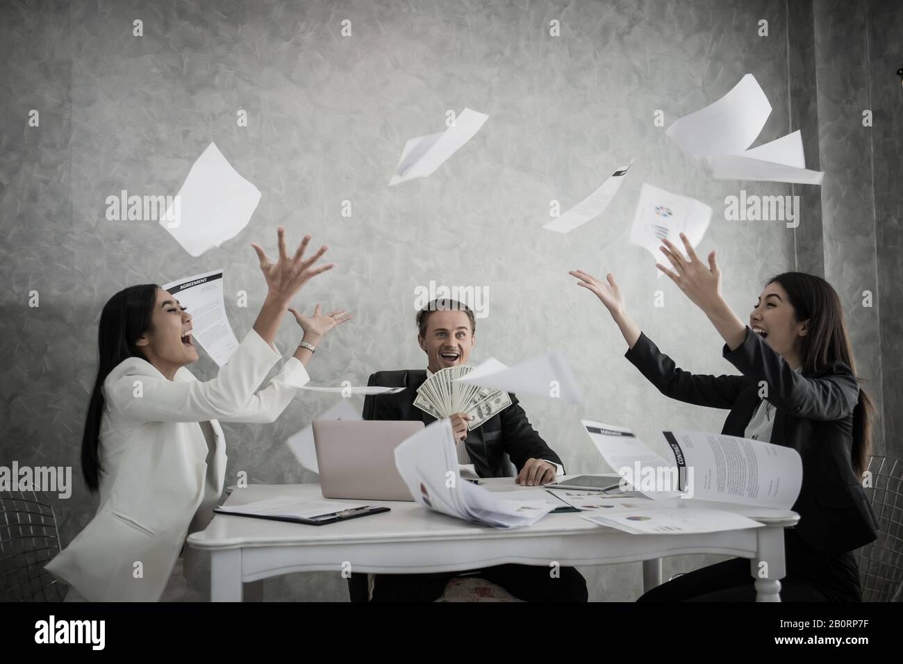 Happy business team enjoy success deal business.Teamwork leadership ...