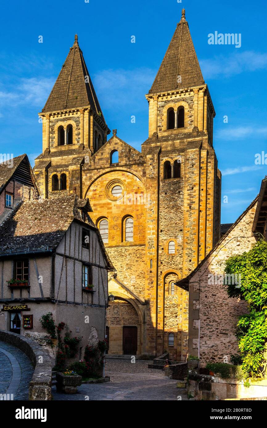 Sainte Foy Abbey, UNESCO World Heritage Site, Conques, Aveyron ...