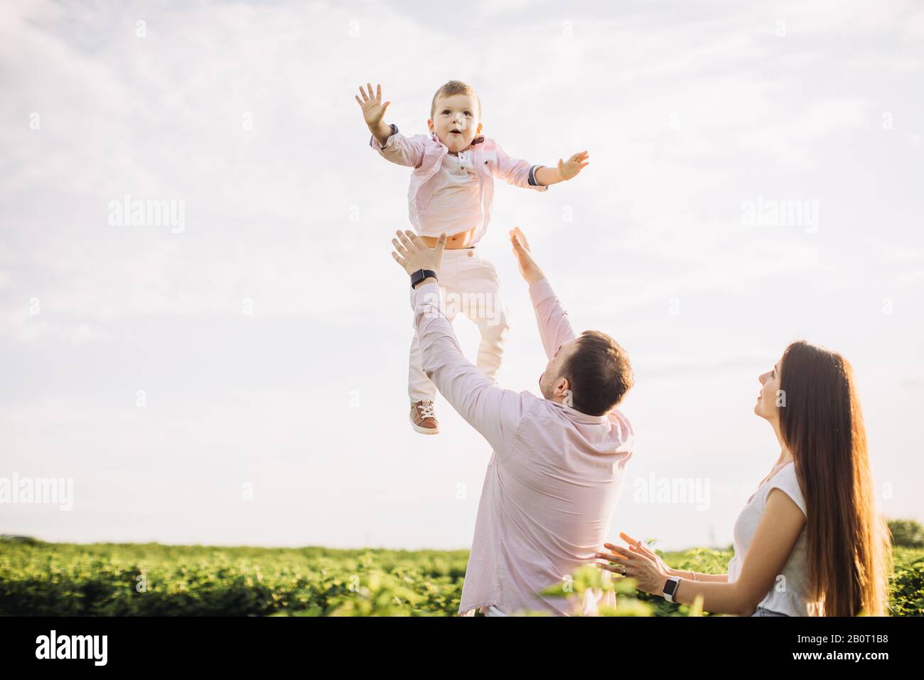 Family field day hi-res stock photography and images - Alamy