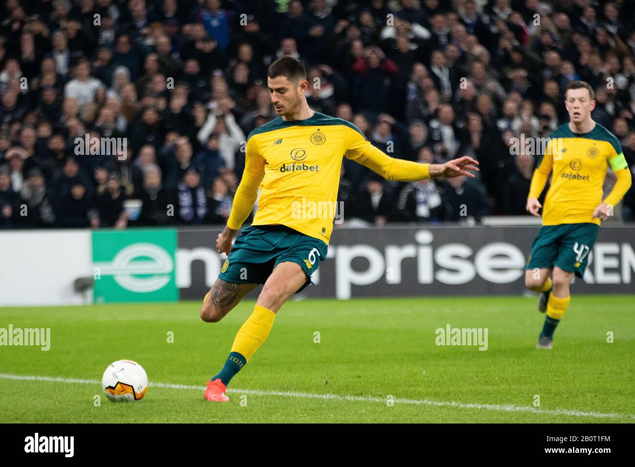 Copenhagen, Denmark. 20th Feb, 2020. Celtic's Nir Bitton (6) seen ...