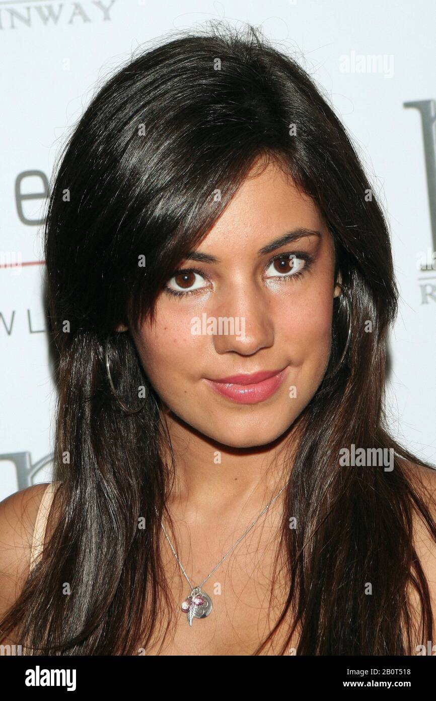 Mia Rose's Instagram, Twitter & Facebook on IDCrawl