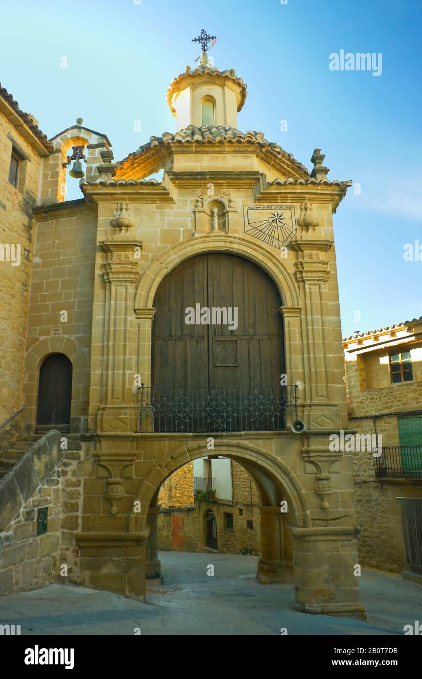 Entrance in the form of an arch in the town of Calaceite. Teruel Aragon ...