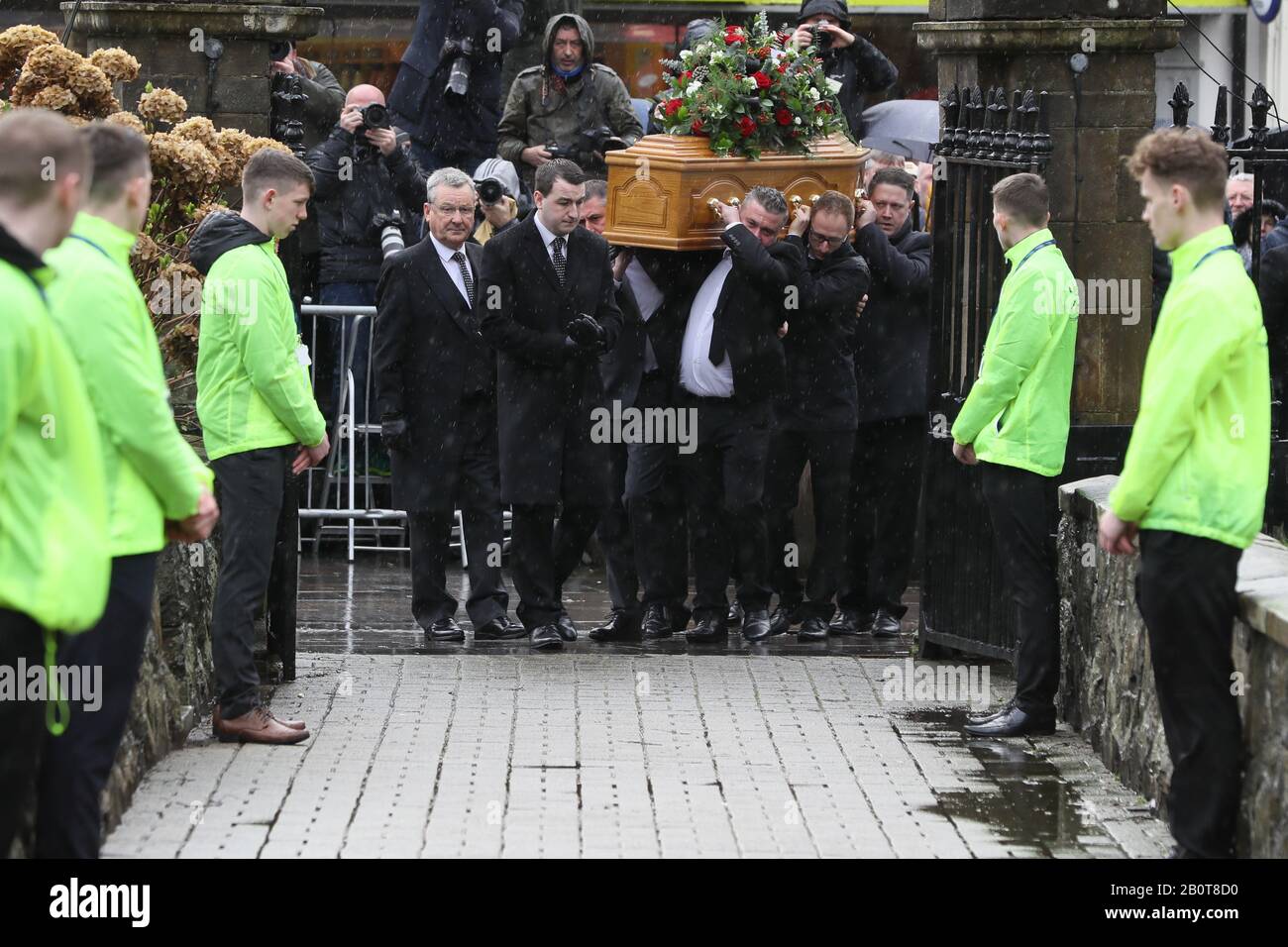 The coffin of former Manchester United and Northern Ireland goalkeeper ...