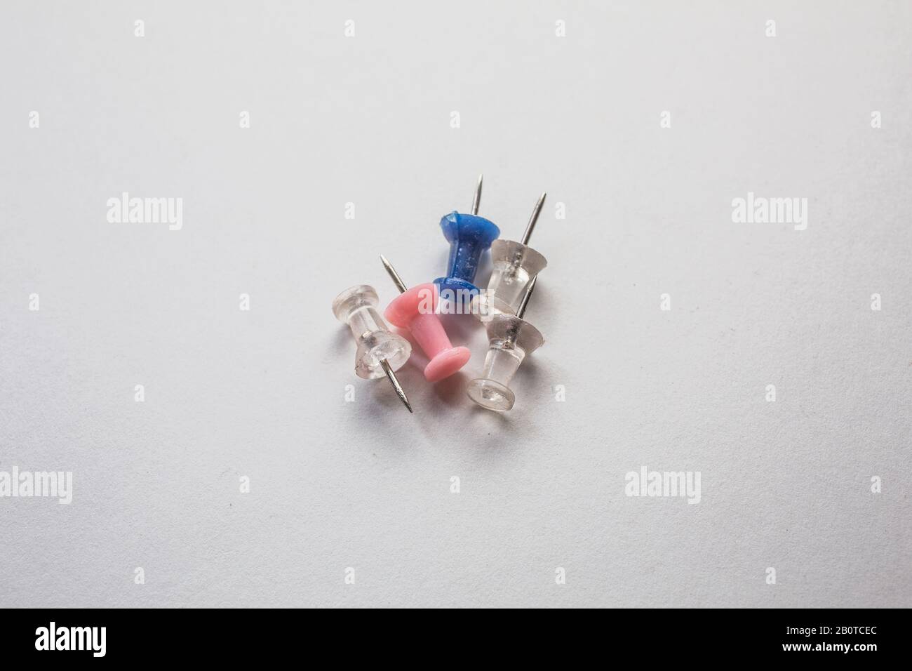 Pins with a colorful head Stock Photo - Alamy
