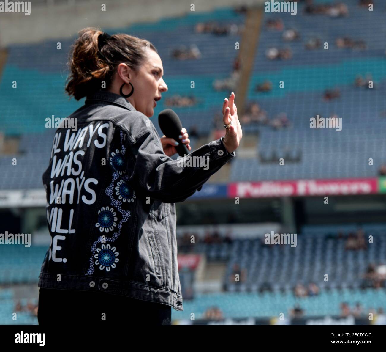 Fire fight australia hi-res stock photography and images - Alamy