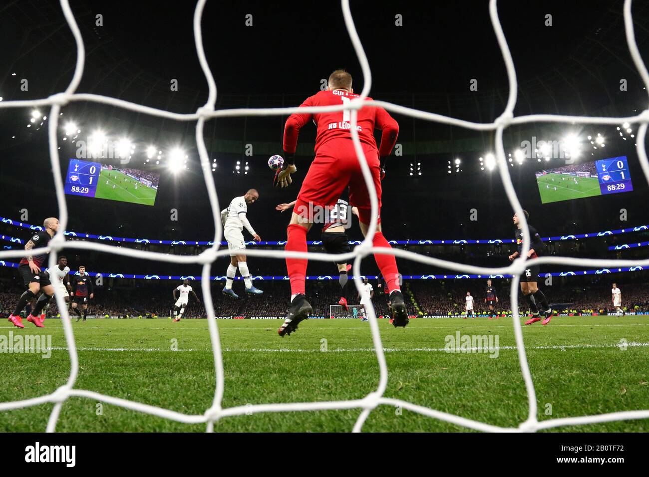 Tottenham hotspur stadium bar hi-res stock photography and images - Alamy