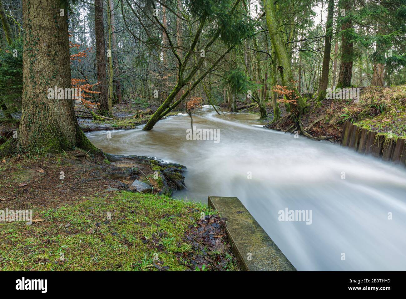 Very heavy rainfall hi-res stock photography and images - Alamy