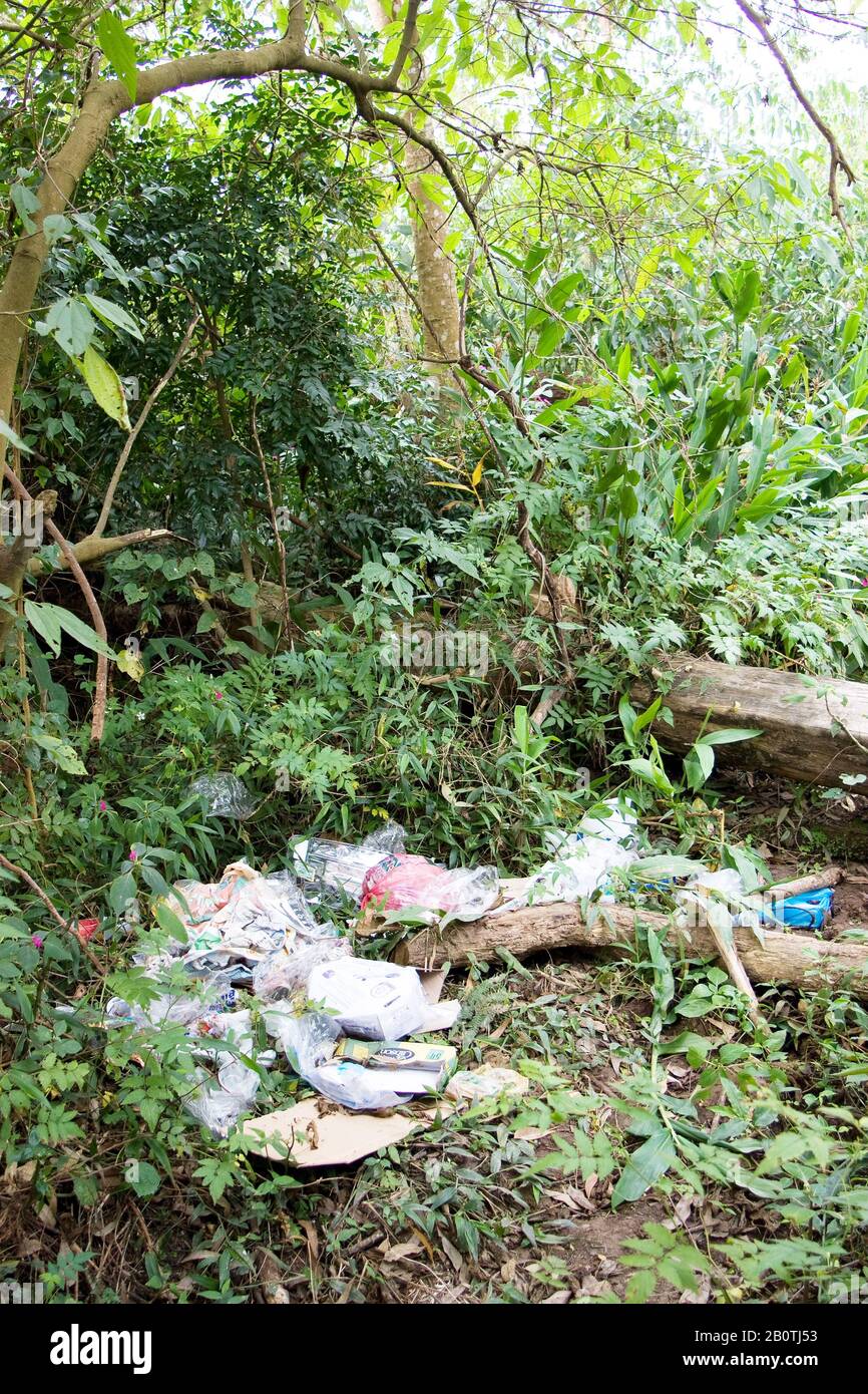 Spill of Garbage, São Paulo, Brazil Stock Photo - Alamy