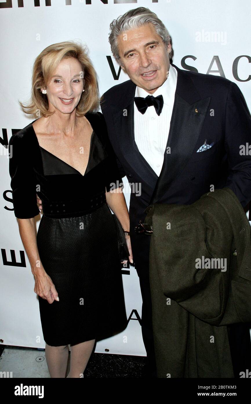 Amanda burden hi-res stock photography and images - Alamy