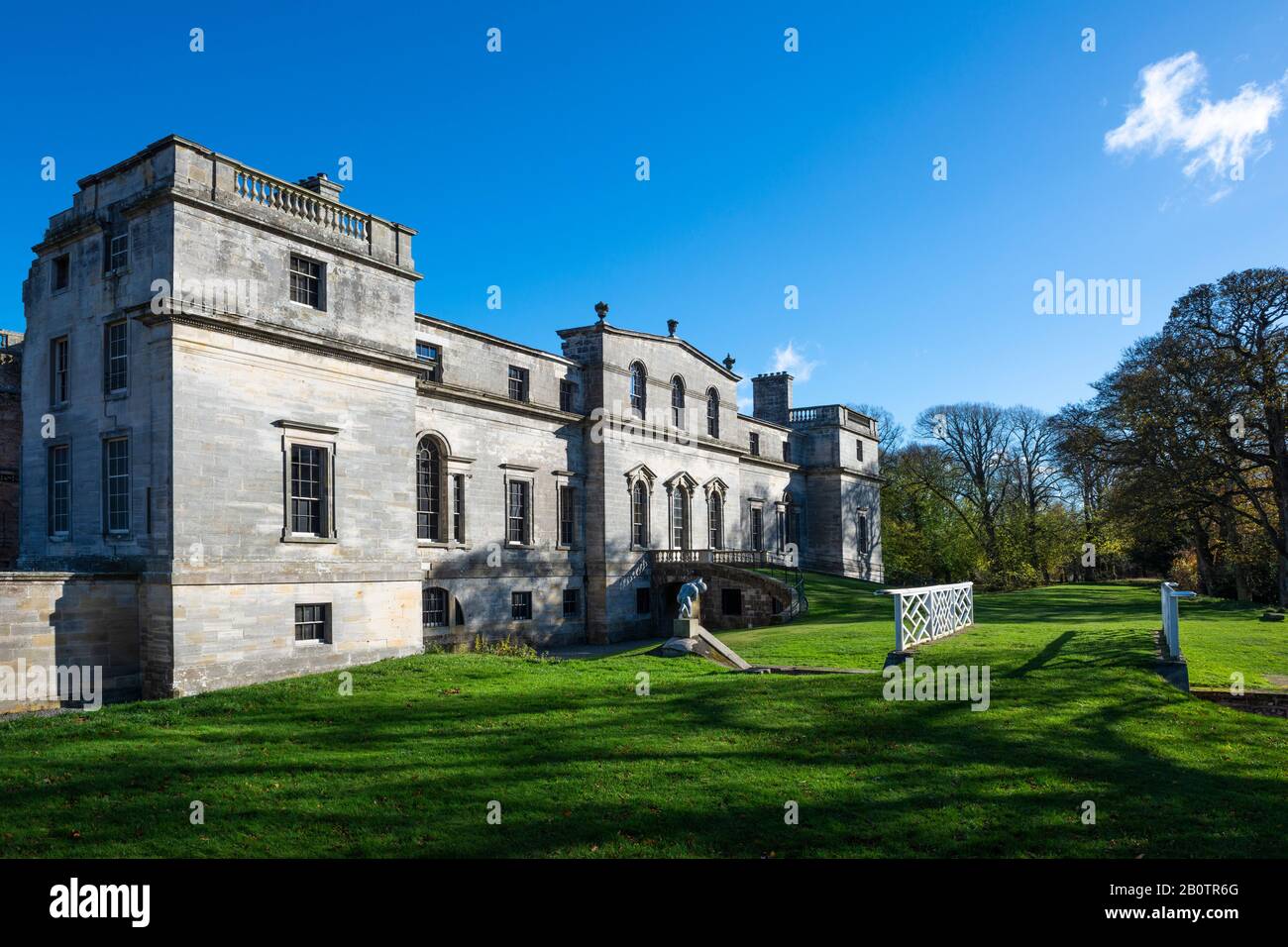 Palladian mansion hi-res stock photography and images - Alamy