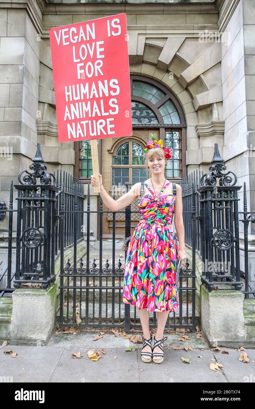Animal rights protest london hi-res stock photography and images - Alamy
