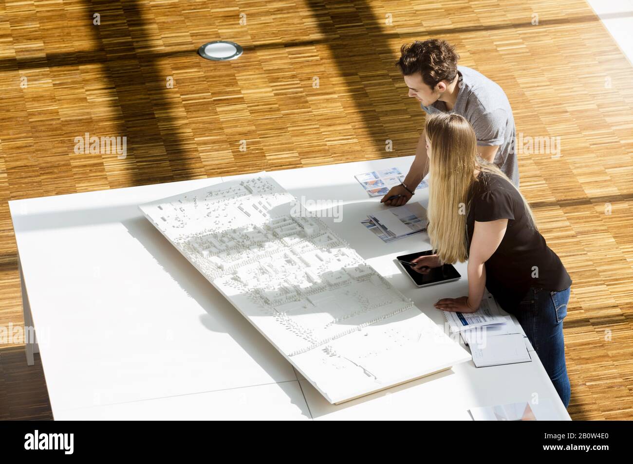 Business team architectural model hi-res stock photography and images ...