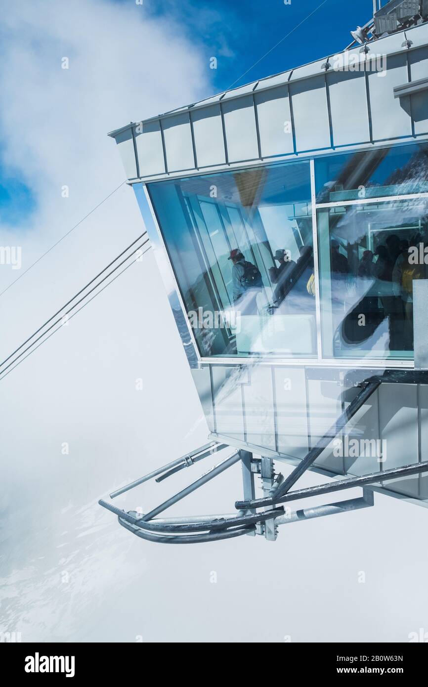 Punta Helbronner cableway station immersed the clouds Stock Photo - Alamy