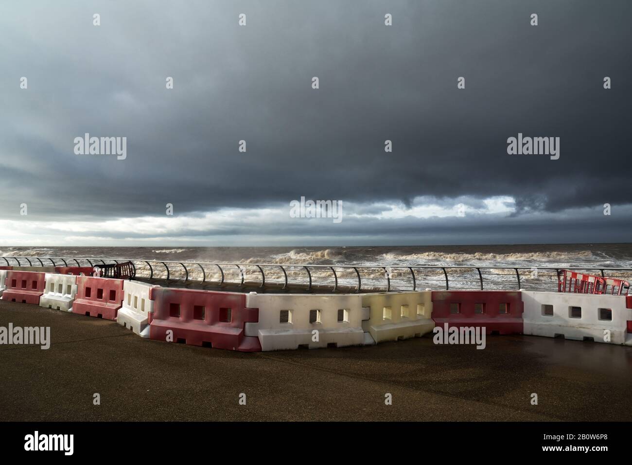 Safety barriers hi-res stock photography and images - Alamy