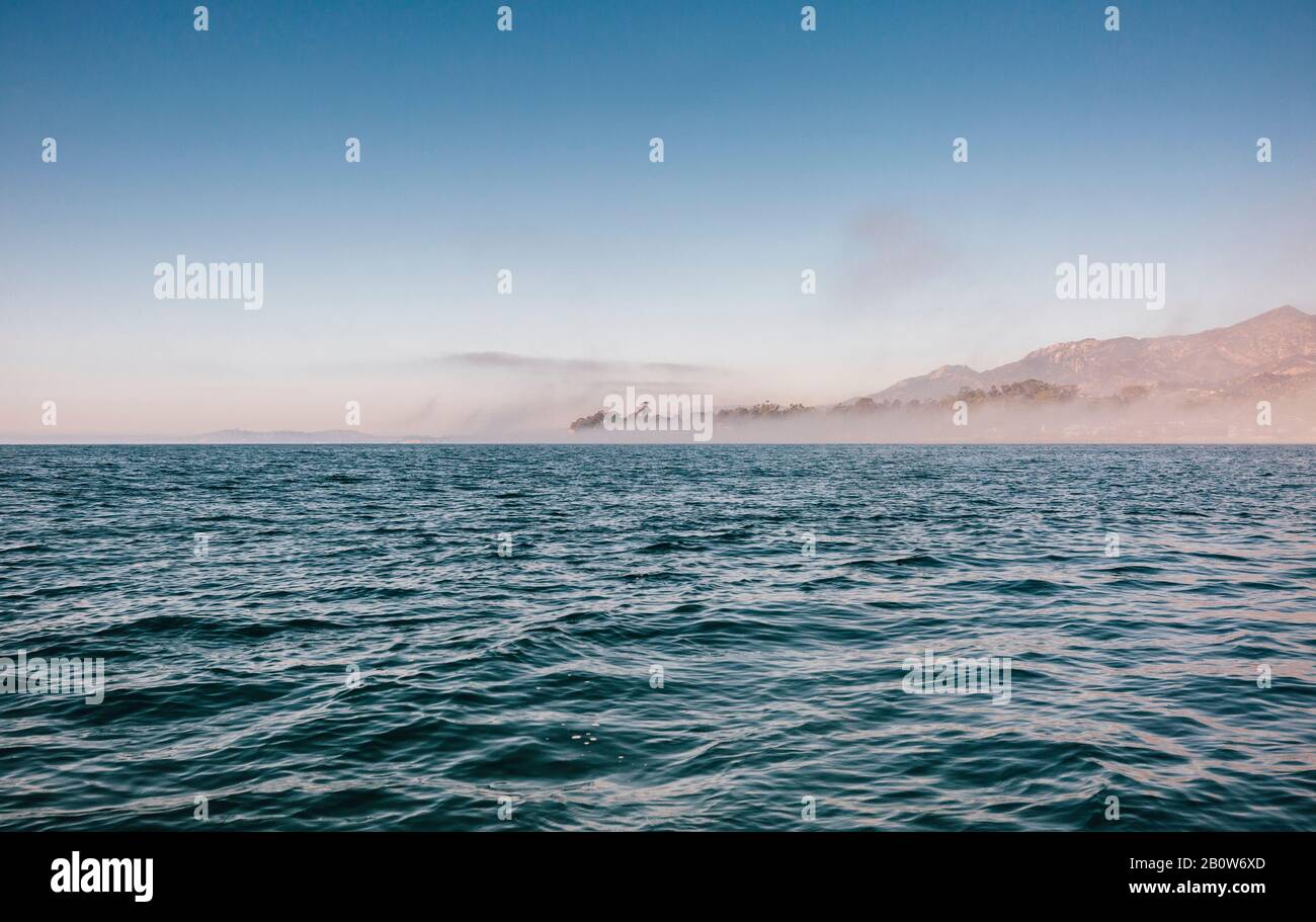 Ocean with land hi-res stock photography and images - Alamy