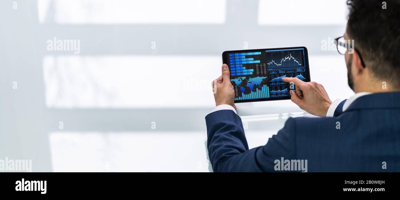 Pointing at graph hi-res stock photography and images - Alamy