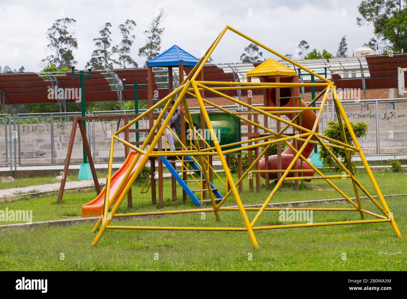 Children peru play hi-res stock photography and images - Alamy