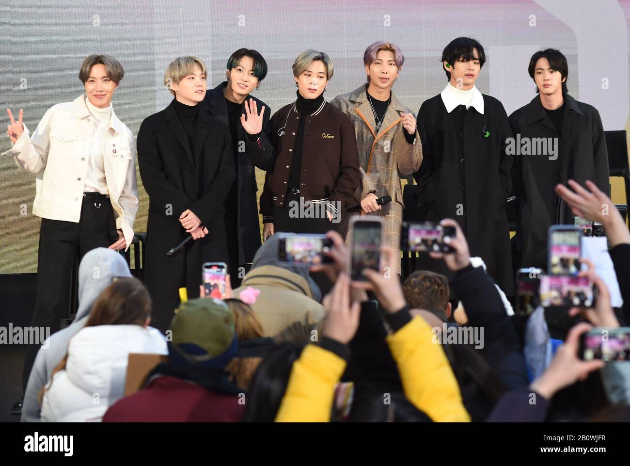Bts band hi-res stock photography and images - Alamy