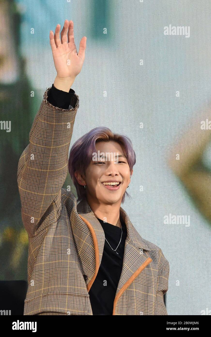 Korean pop hi-res stock photography and images - Alamy