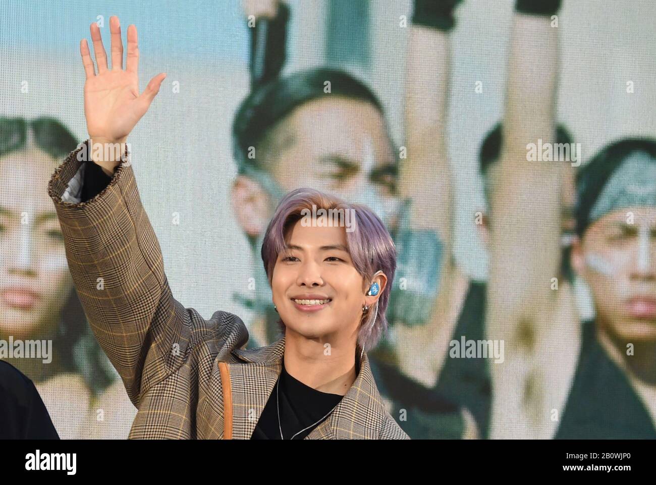 Bts band hi-res stock photography and images - Alamy