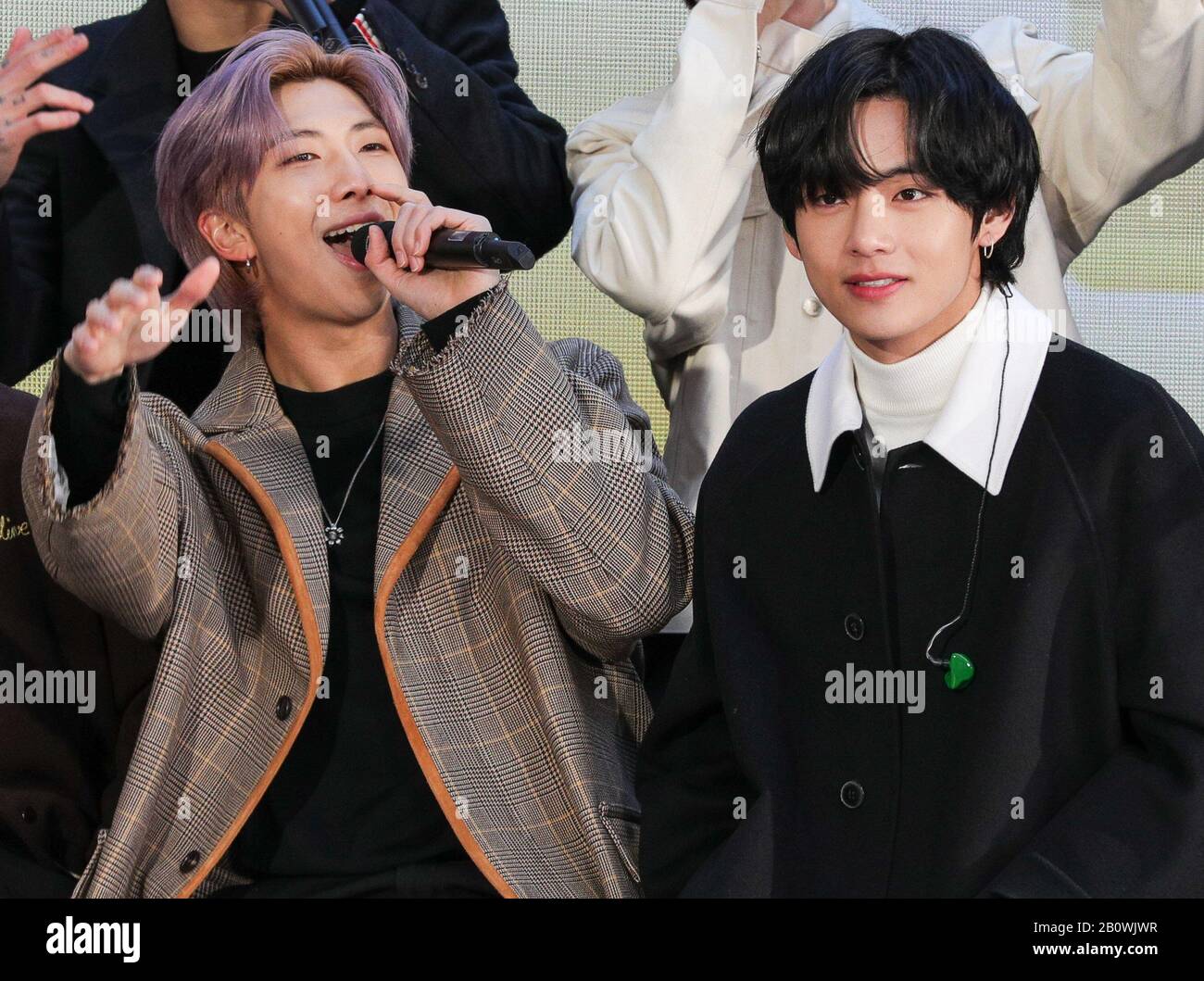 Rm bts interview hi-res stock photography and images - Alamy