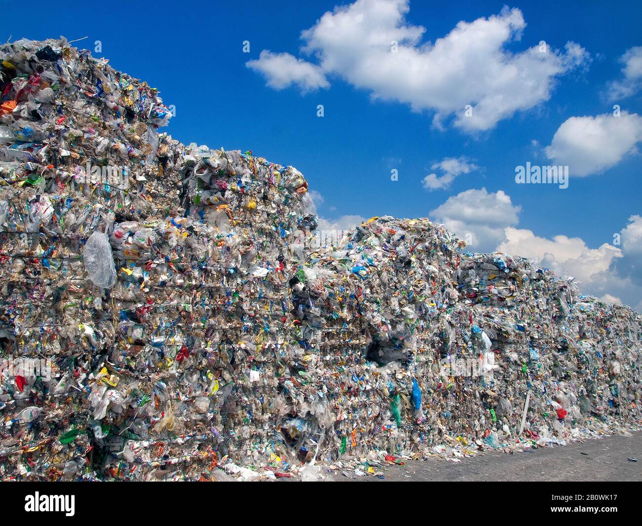 Garbage Piling Up High Resolution Stock Photography and Images - Alamy