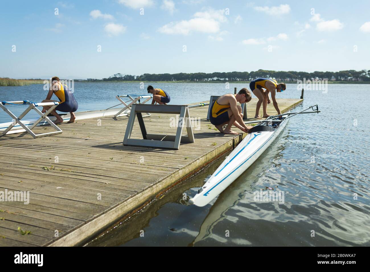 Sunrise rowing practice hi-res stock photography and images - Alamy