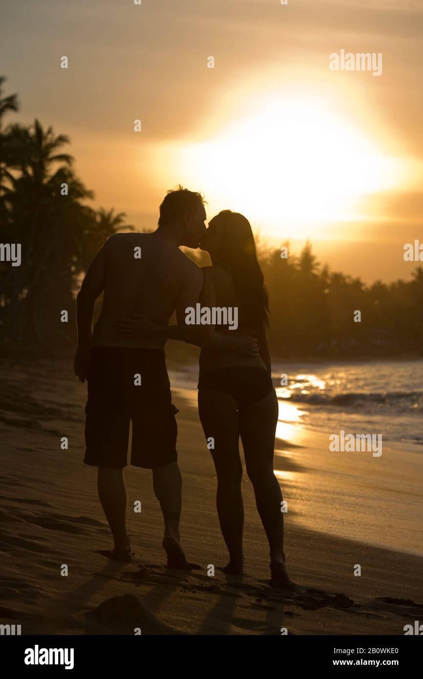 Couple in love on the beach, Dominican Republic Stock Photo - Alamy