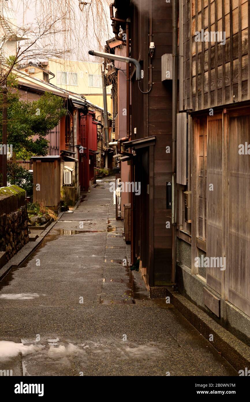View of a classic japanese alley in Kanazawa, Japan Stock Photo - Alamy