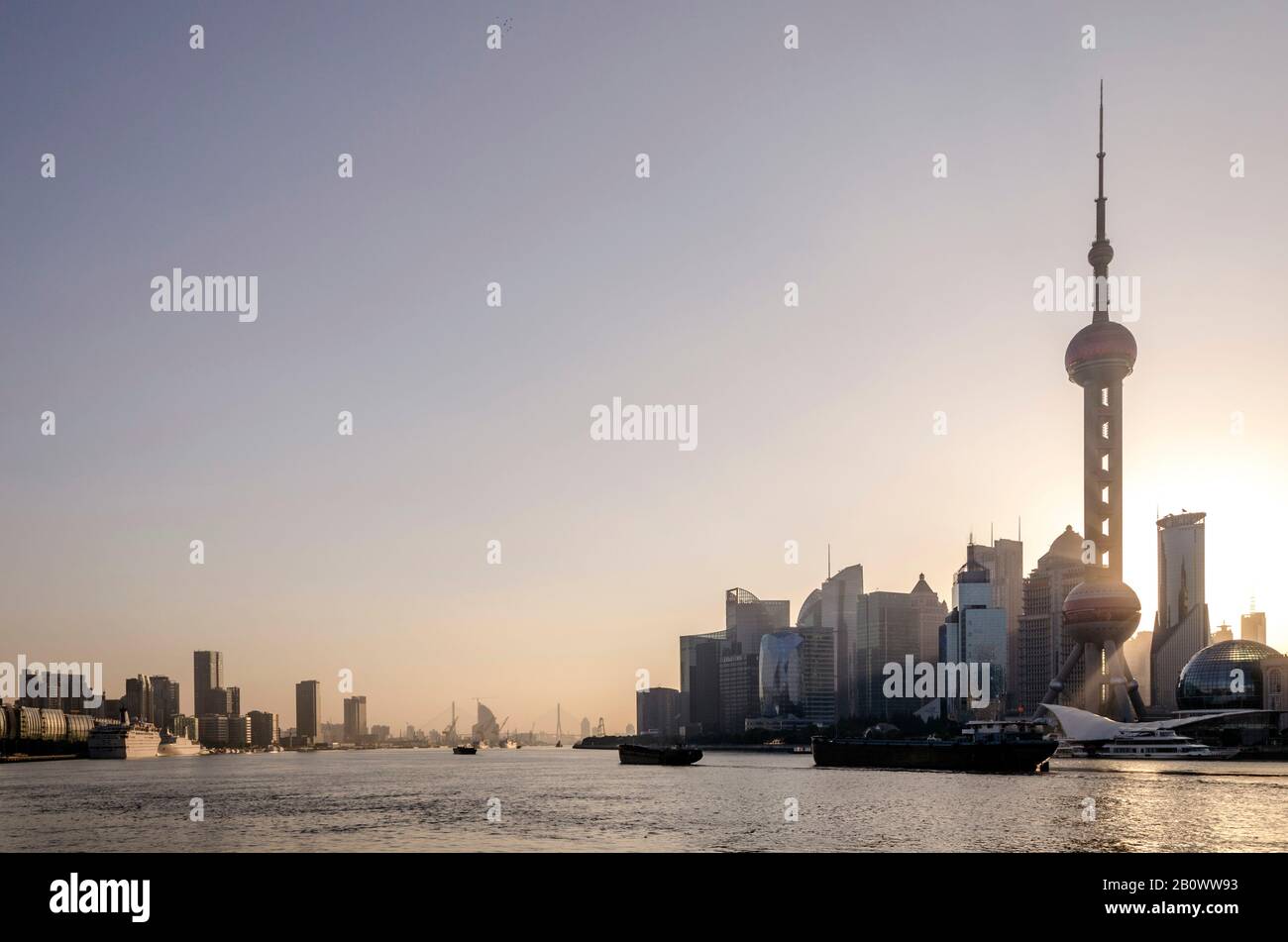 Shanghai skyline construction hi-res stock photography and images - Alamy