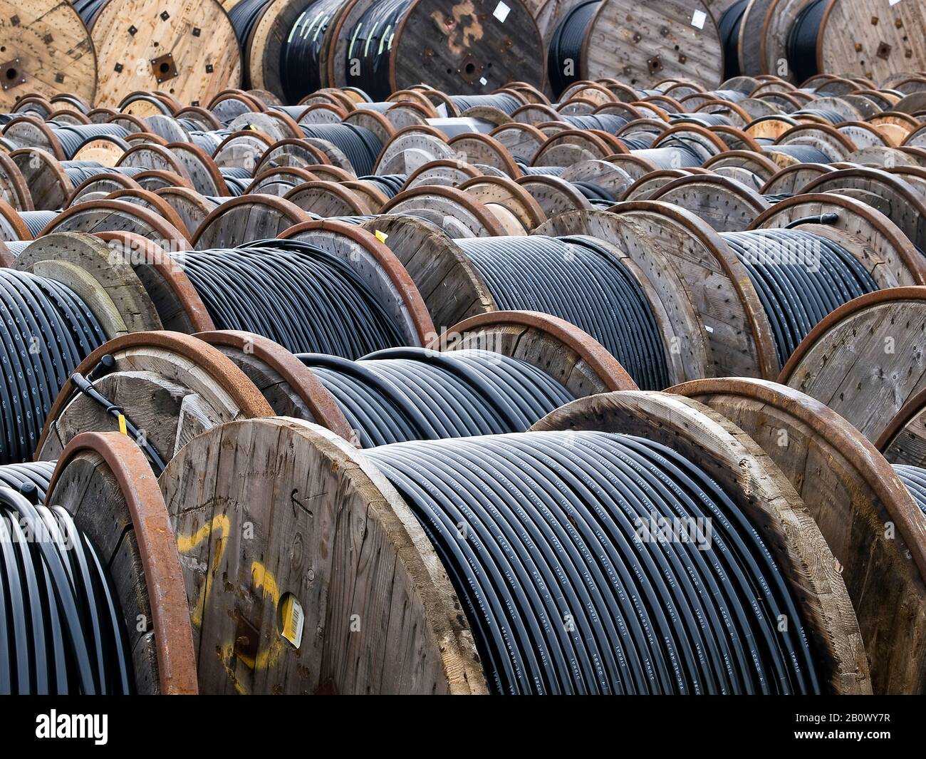 Industry juxtaposition hi-res stock photography and images - Alamy