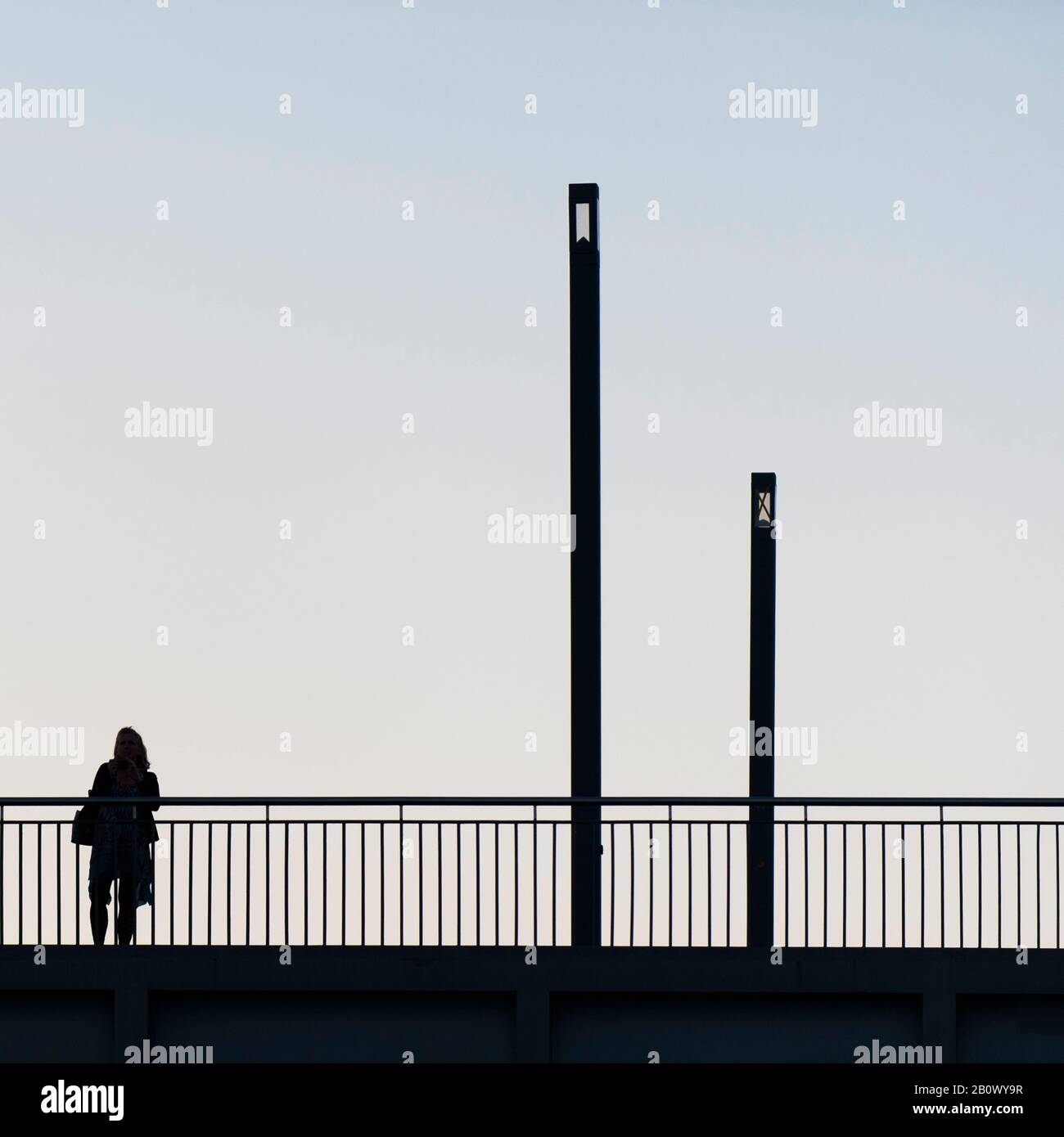 Construction bridge woman hi-res stock photography and images - Alamy