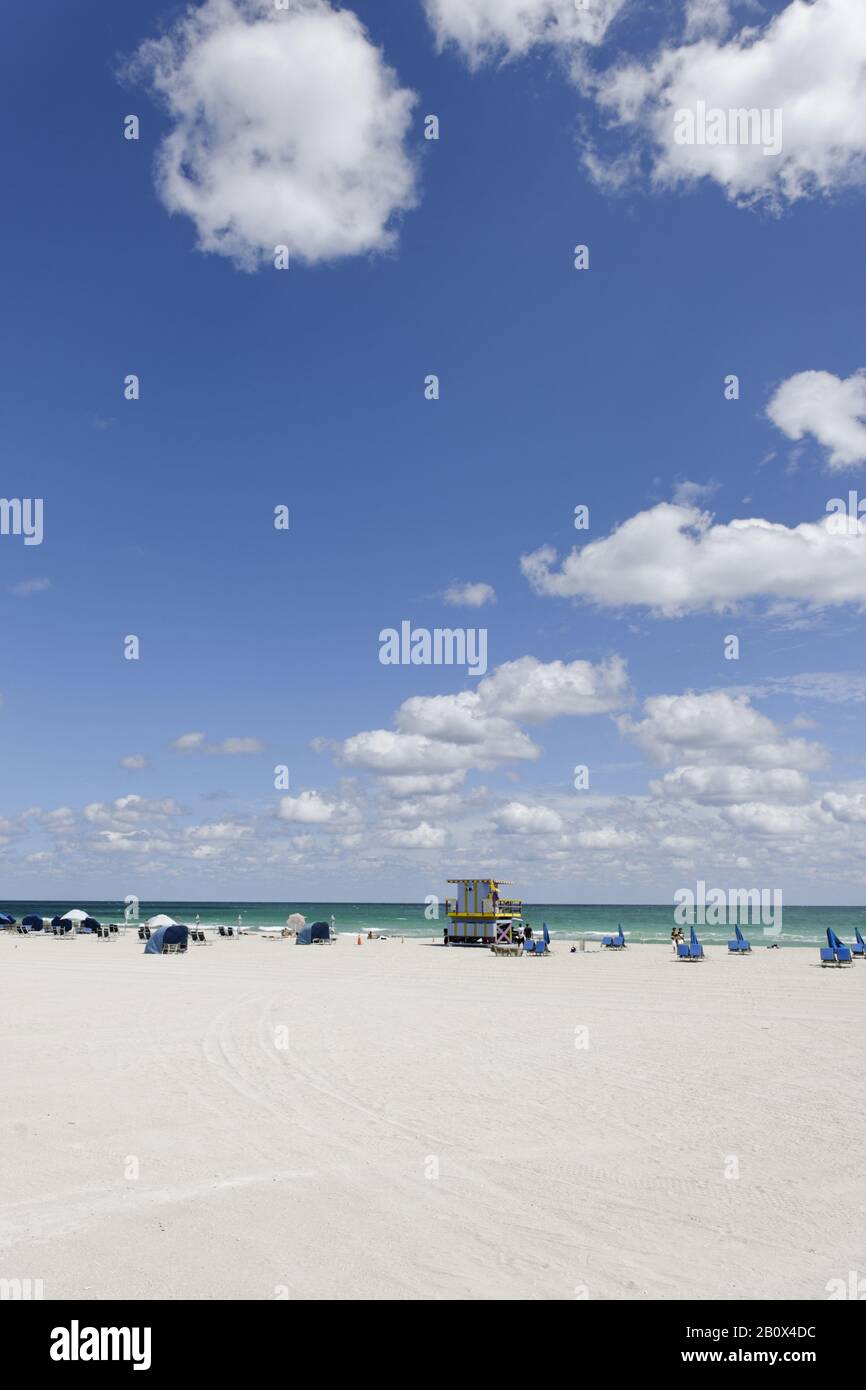 Beach watchtower '15 ST ', Lifeguard Tower, Atlantic Ocean, Miami South ...