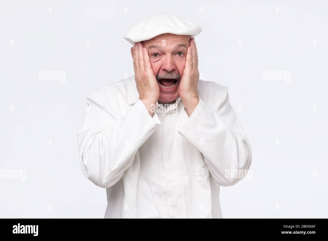 Delivery man studio shot hi-res stock photography and images - Alamy