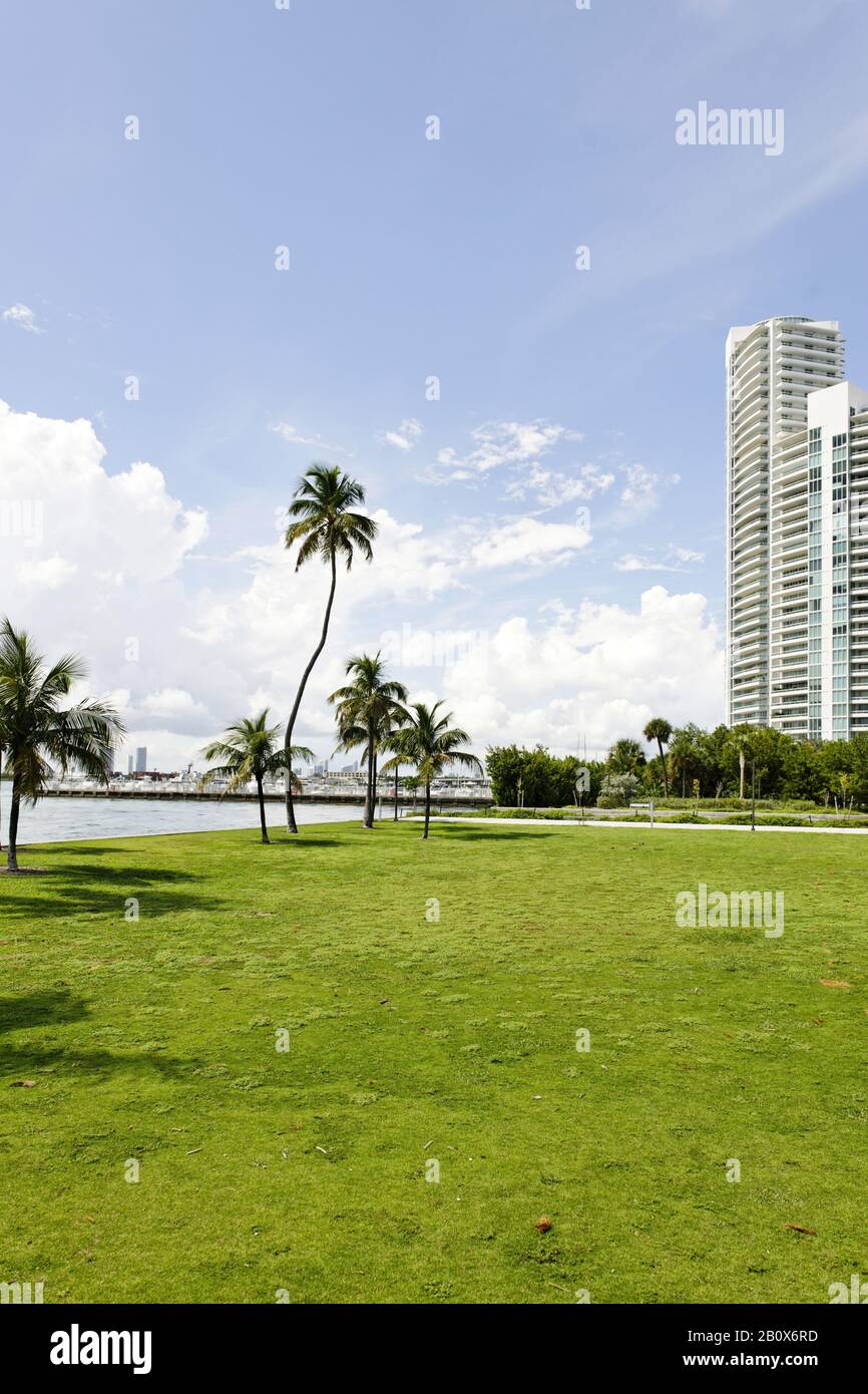 High rise skyscraper skyscrapers building buildings south pointe tower ...