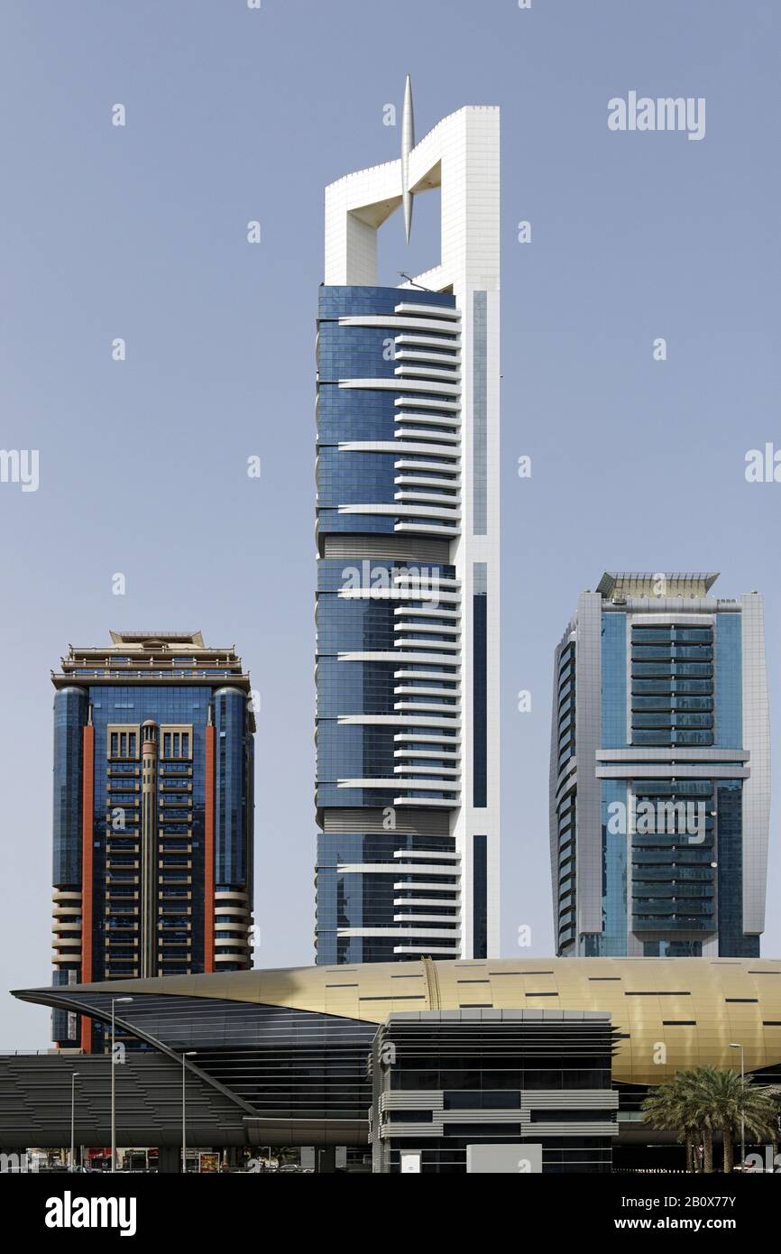 Chelsea tower hotel hi-res stock photography and images - Alamy