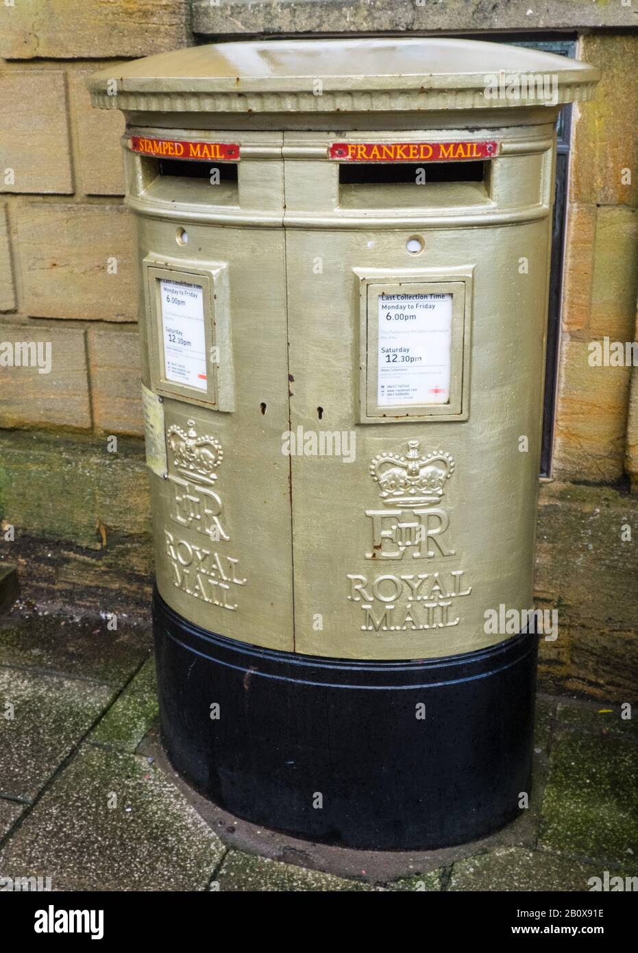 Olympic,gold,medal,post letter box, Sherborne,market,town,in,Dorset ...