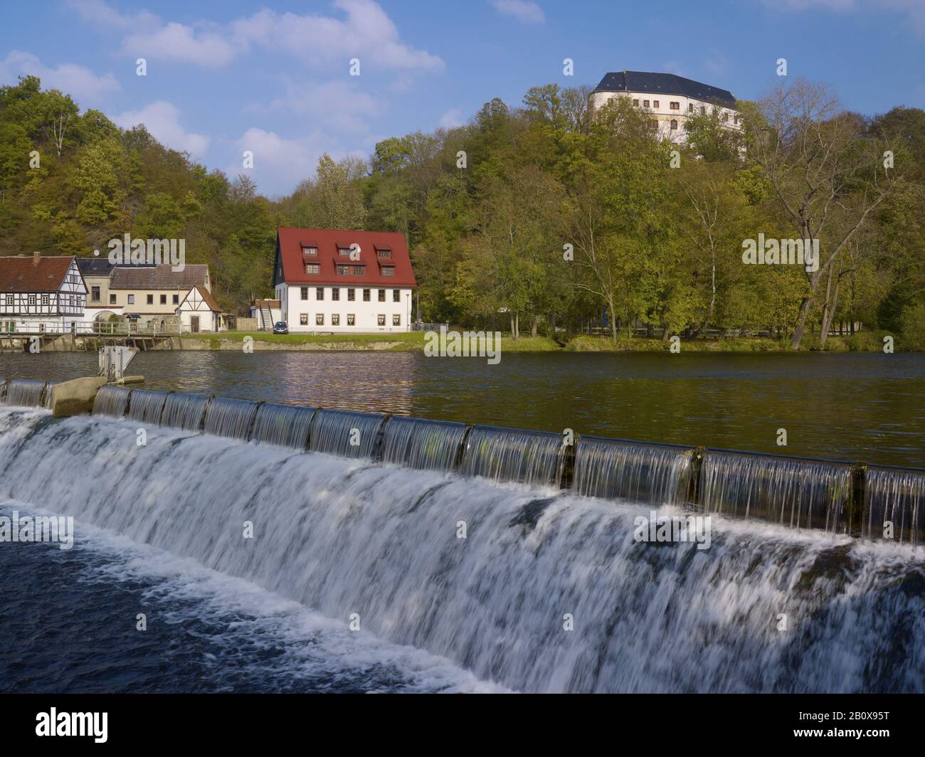 Sachsenburg castle above the zschopau with weir near frankenberg hi-res ...