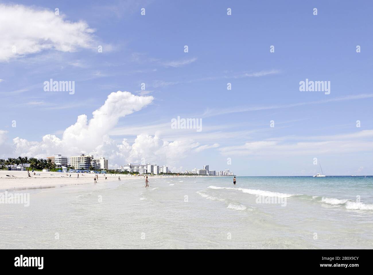 Beach section at south pointe park hi-res stock photography and images ...