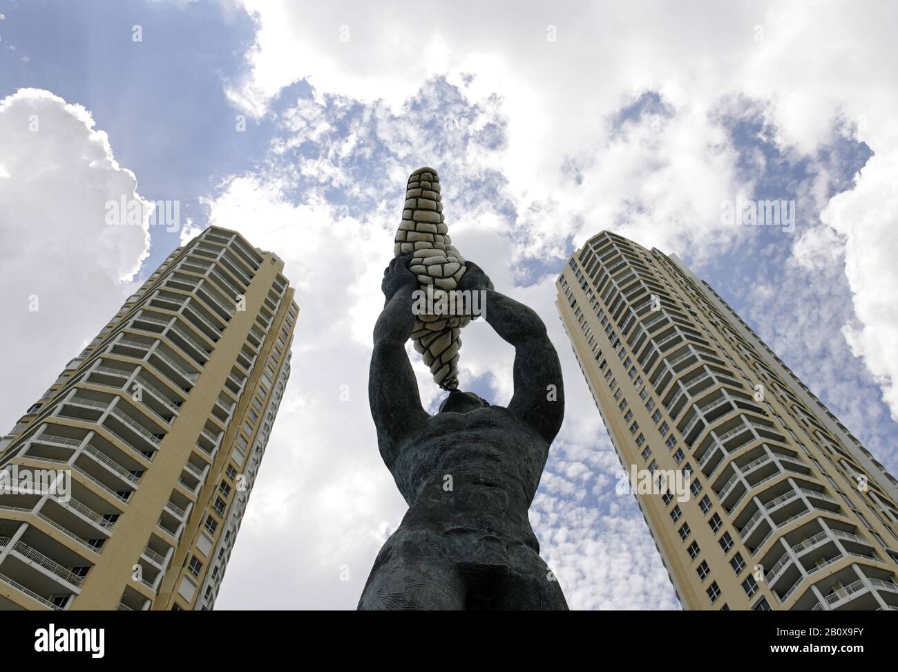 Statue at Tequesta Point, Brickell Key Park Trail, Miami Downtown ...