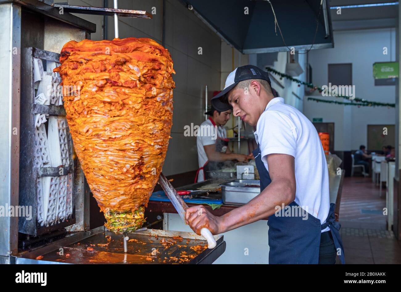 Carving meat hi-res stock photography and images - Alamy