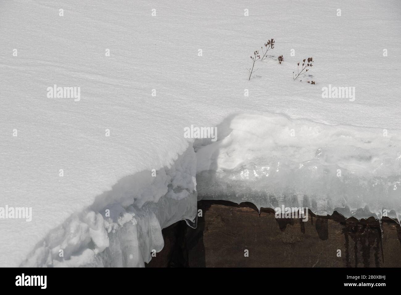 Snow slab hi-res stock photography and images - Alamy