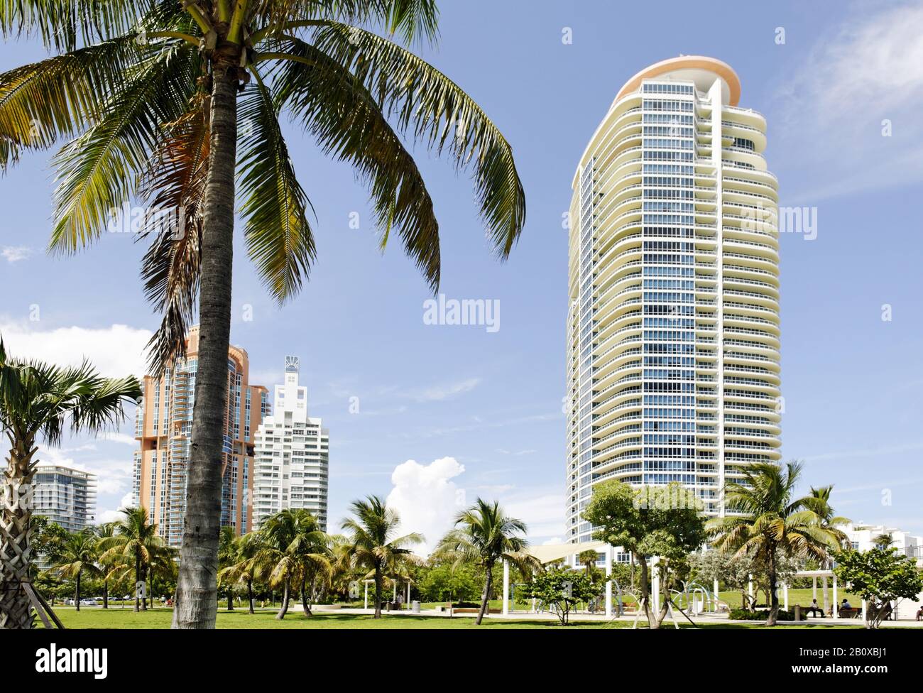 Modern skyscraper, tower at South Pointe Park, Miami South Beach ...