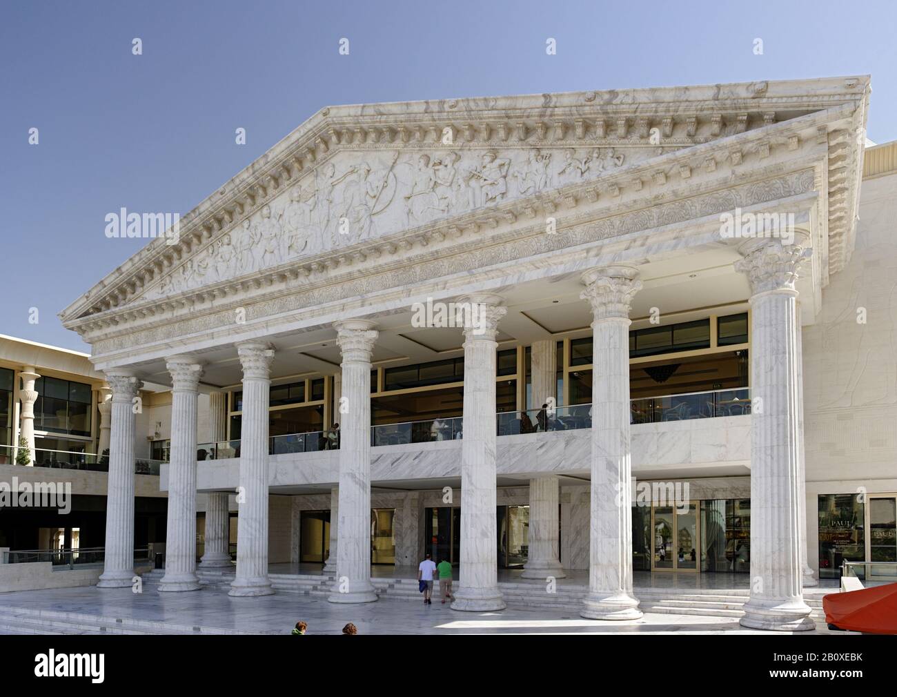 Raffles dubai hi-res stock photography and images - Alamy